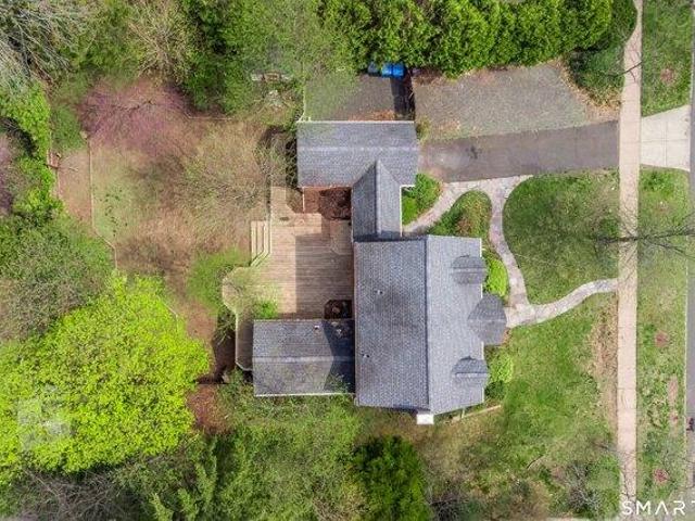 house with 4 bedroom, Hamden CT DLS102218328