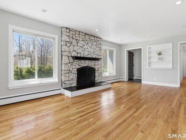 house with 4 bedroom, Hamden CT DS102216825