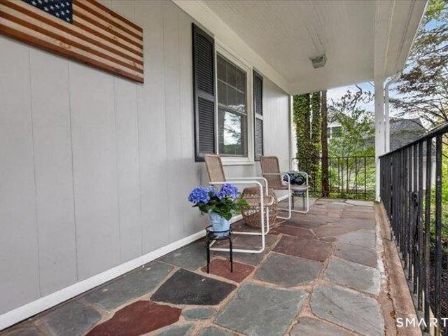house with 4 bedroom, Hamden CT DS102256629