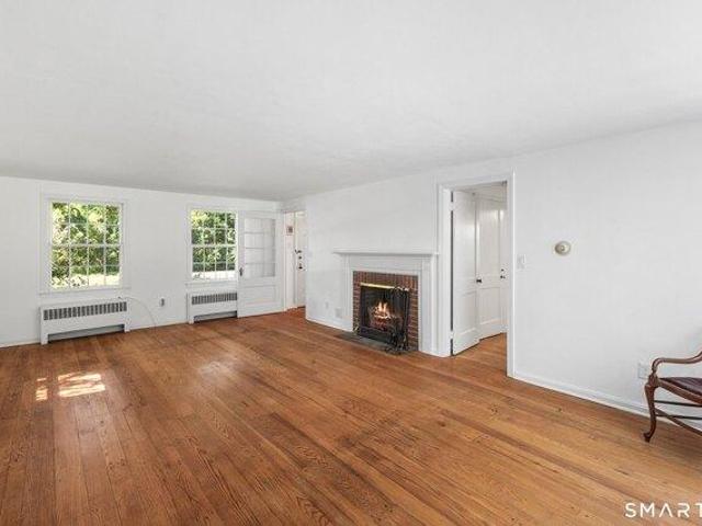 house with 4 bedroom, Hamden CT DS104265194