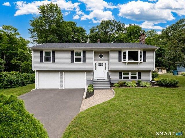 house with 4 bedroom, Hamden CT DS104332116