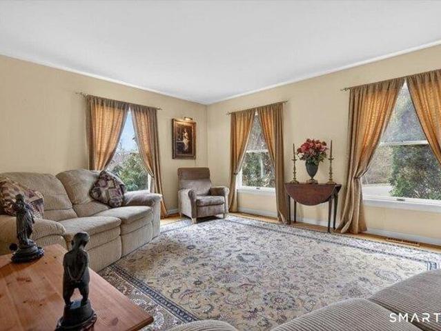 house with 4 bedroom, Hamden CT ES103434122