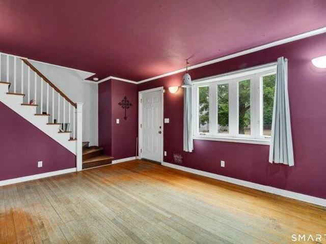 house with 4 bedroom, Hamden CT ES104809564