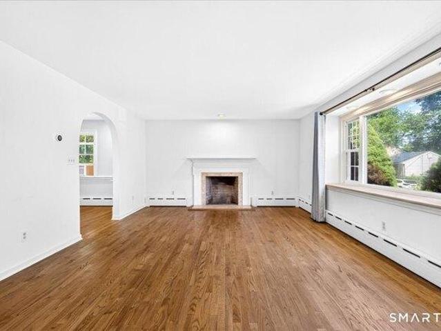 house with 4 bedroom, Hamden CT ES104834147