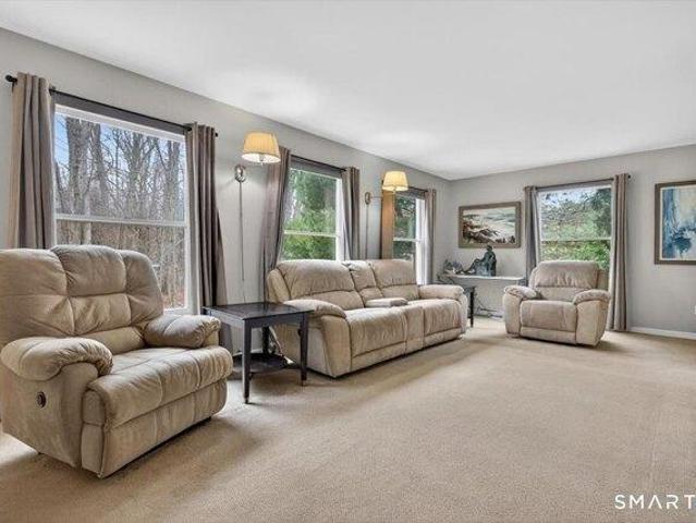 house with 4 bedroom, Hamden CT ES105141009