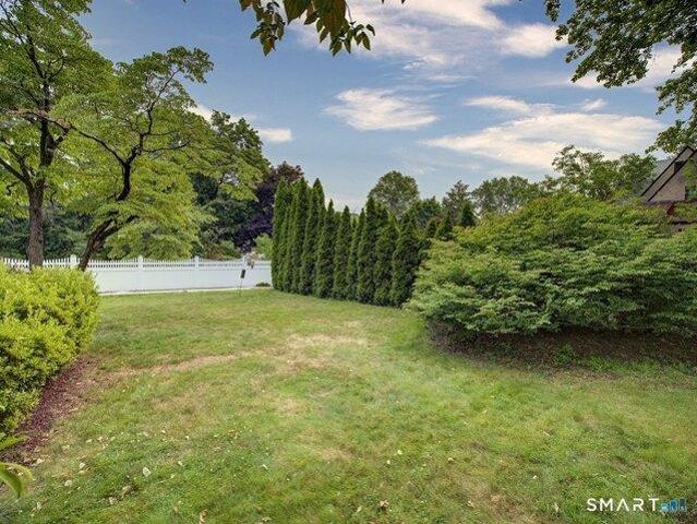 house with 4 bedroom, Hamden CT ES105142418