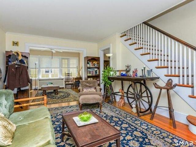 house with 4 bedroom, Hamden CT ES105144163