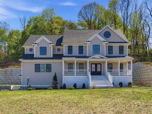 house with 4 bedroom, Hamilton MA DS103931209