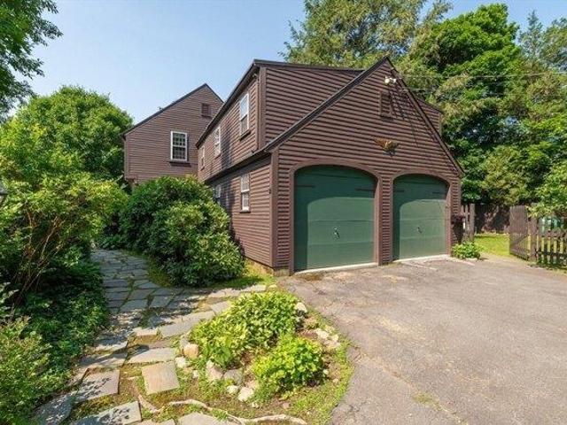 house with 4 bedroom, Hamilton MA ES104570299