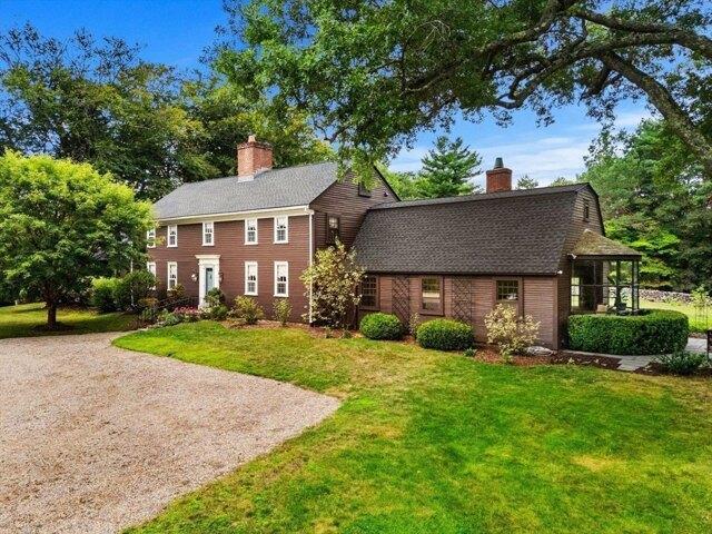 house with 4 bedroom, Hamilton MA ES105060937
