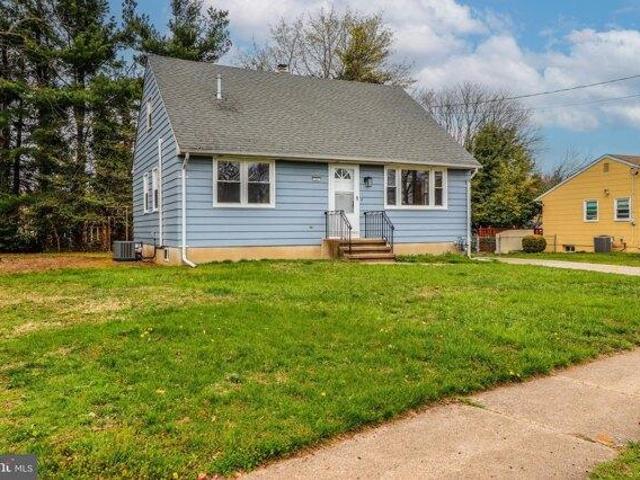 house with 4 bedroom, Hamilton NJ DLS101781525