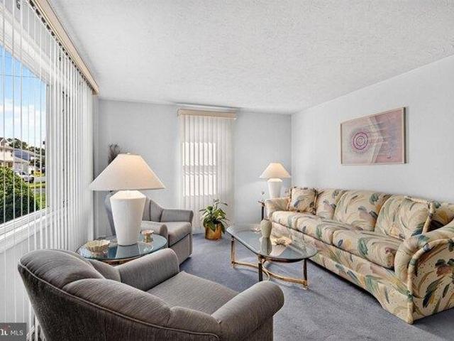 house with 4 bedroom, Hamilton NJ ES105156596
