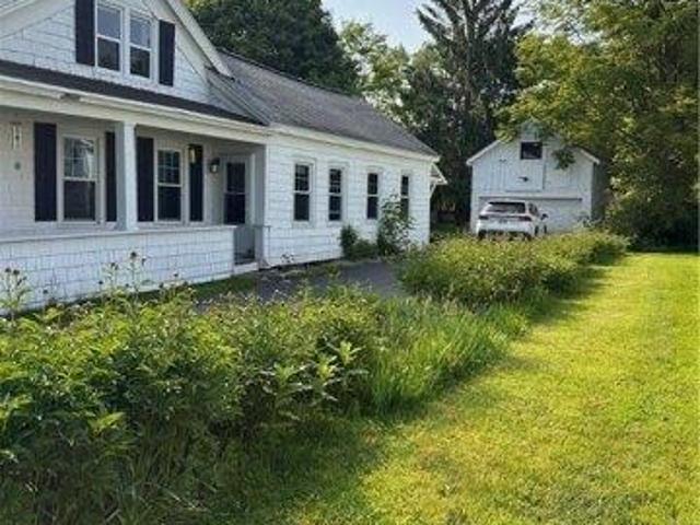house with 4 bedroom, Hamilton NY DLS91470610