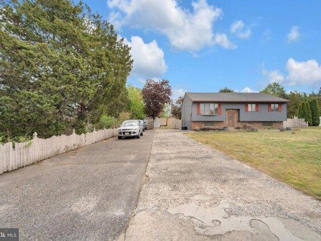 house with 4 bedroom, Hammonton NJ DS102028414