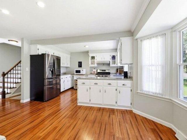 house with 4 bedroom, Hampden MA DLS102318591