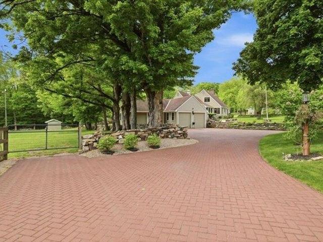 house with 4 bedroom, Hampden MA ES103809030
