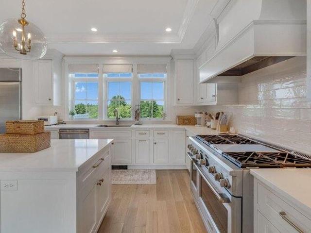 house with 4 bedroom, Hampden ME ES104042120