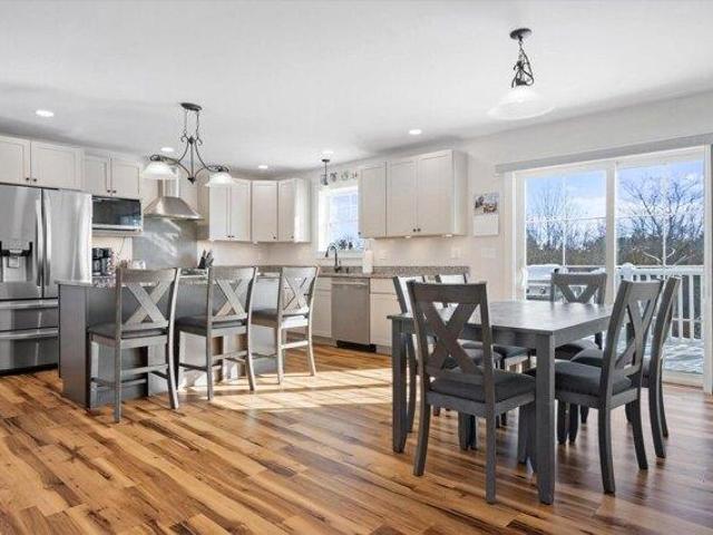 house with 4 bedroom, Hampden ME ES104042847