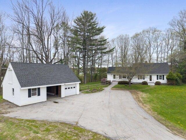 house with 4 bedroom, Hampden ME ES104261481