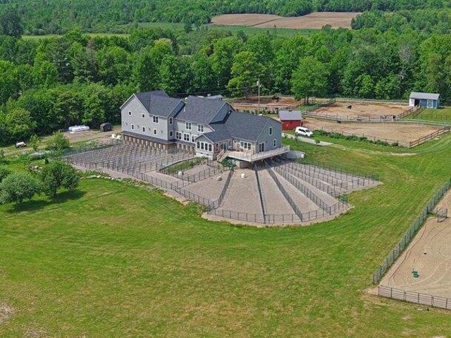 house with 4 bedroom, Hampden ME ES105140918
