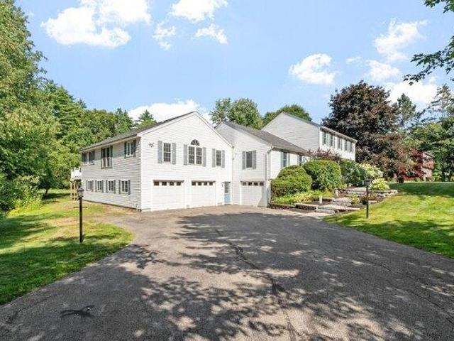 house with 4 bedroom, Hampstead NH ES104762417