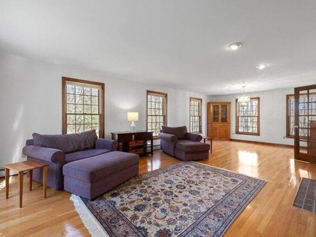 house with 4 bedroom, Hampstead NH ES104762384