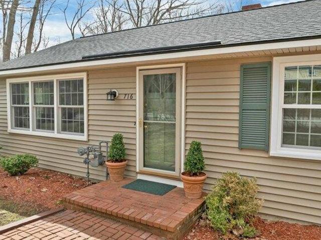 house with 4 bedroom, Hampton NH DLS102212308