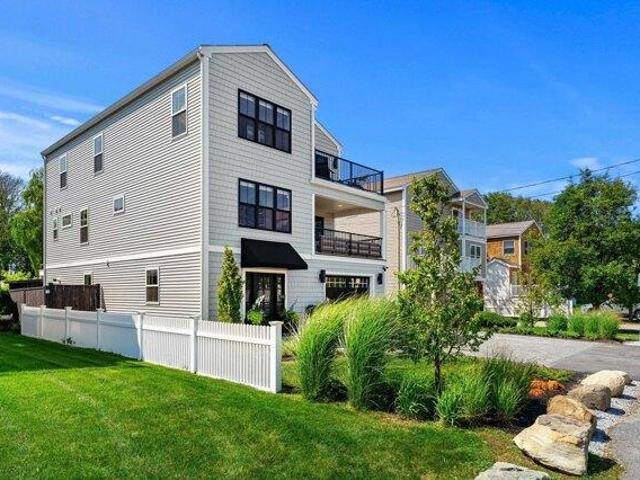 house with 4 bedroom, Hampton NH ES105123622