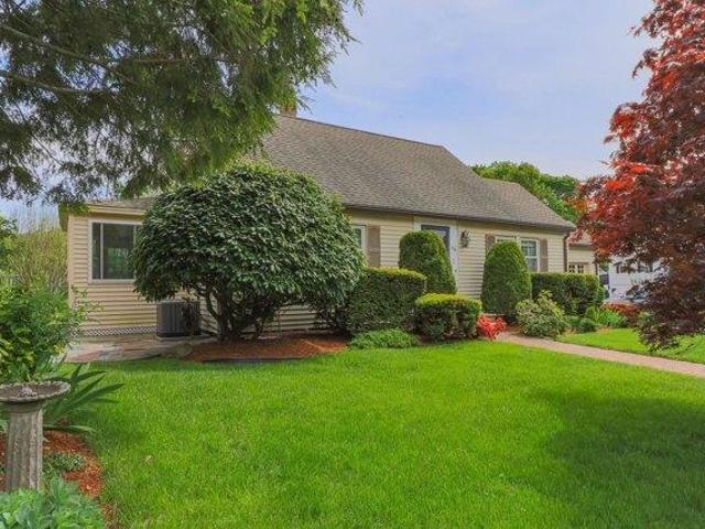 house with 4 bedroom, Hampton NH ES103441086