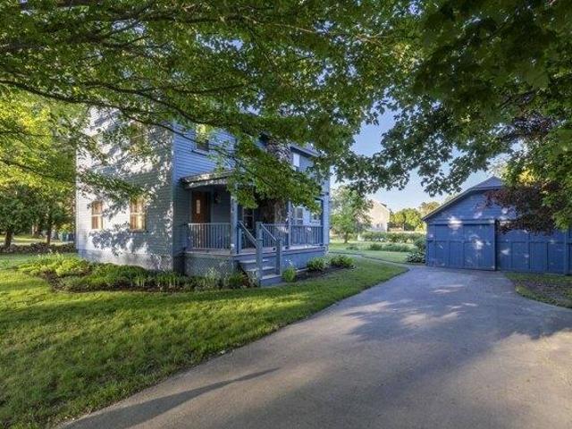 house with 4 bedroom, Hampton NH ES103851777