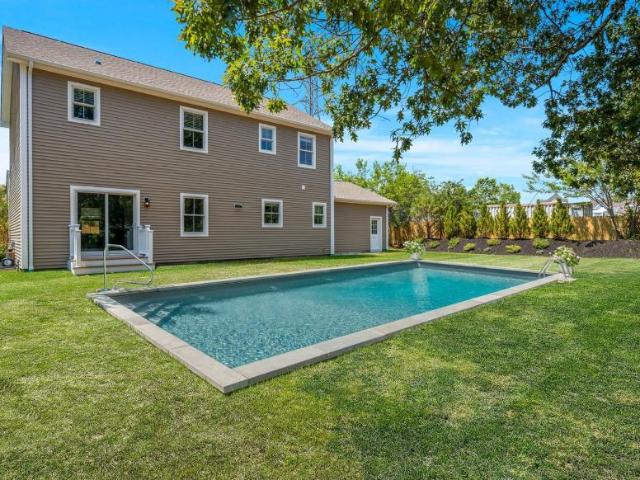 house with 4 bedroom, Hampton Bays NY DLS96374522