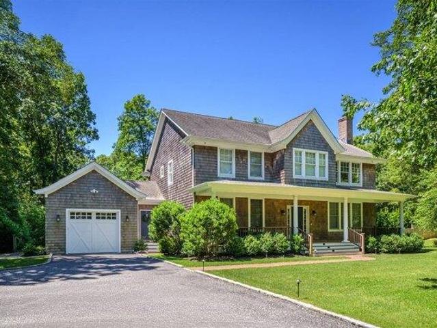 house with 4 bedroom, Hampton Bays NY DS103626698