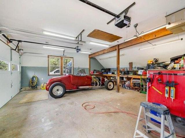 house with 4 bedroom, Hampton Falls NH ES104539374