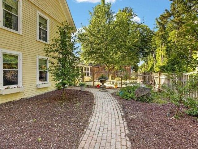 house with 4 bedroom, Hancock NH ES104077743