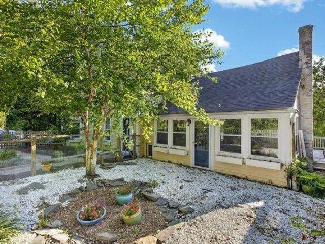 house with 4 bedroom, Hancock NH ES103806883