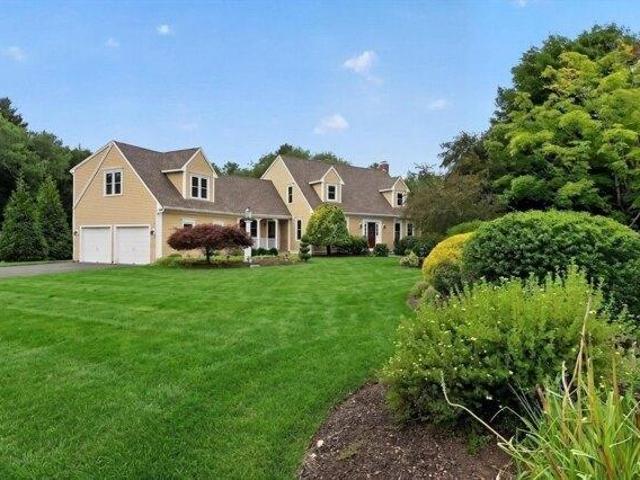 house with 4 bedroom, Hanover MA DS104480902