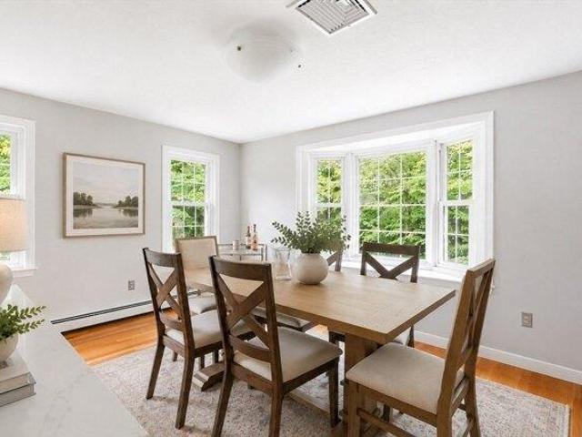 house with 4 bedroom, Hanover MA ES105096406