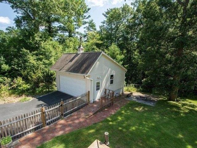 house with 4 bedroom, Hanover MA ES105124608