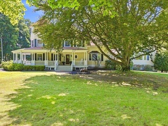 house with 4 bedroom, Hanover MA ES105125522