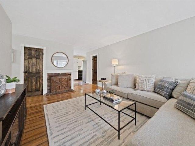 house with 4 bedroom, Hanover MA ES103499327
