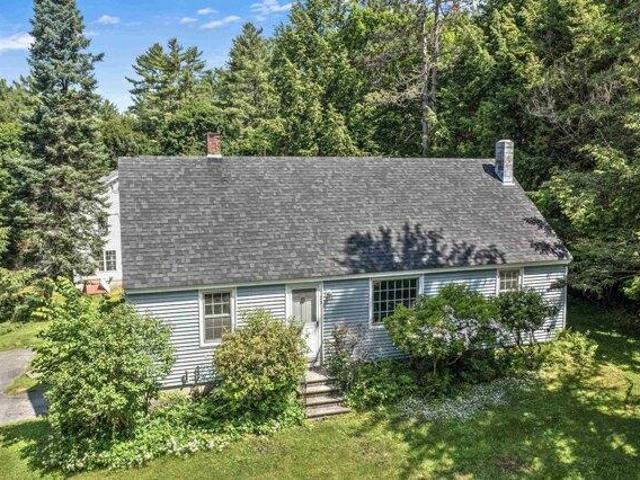 house with 4 bedroom, Hanover NH DS104152676