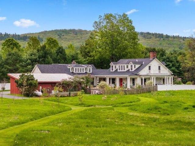 house with 4 bedroom, Hanover NH ES104116714