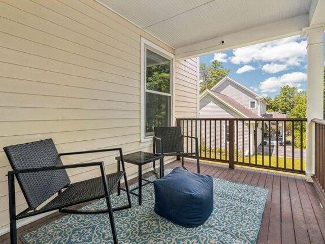 house with 4 bedroom, Hanover NH ES105141944
