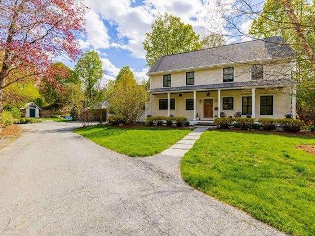 house with 4 bedroom, Hanover NH ES103441302