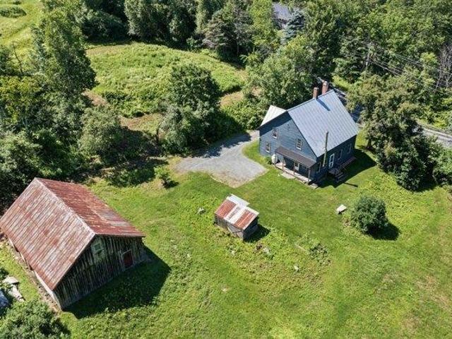 house with 4 bedroom, Hanover NH ES103885193