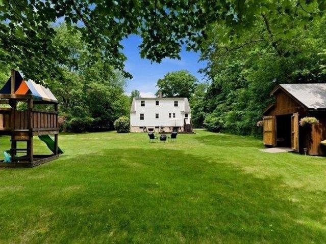 house with 4 bedroom, Hanson MA DS104078183