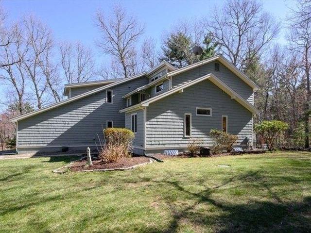 house with 4 bedroom, Hanson MA ES103247735