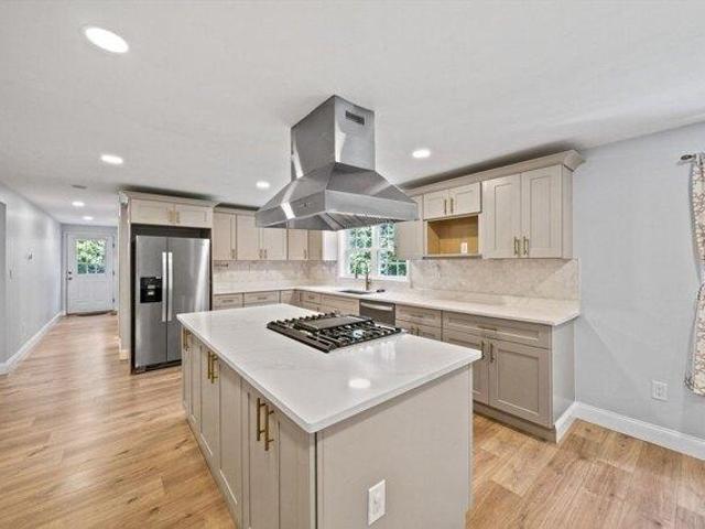 house with 4 bedroom, Hanson MA ES105173468