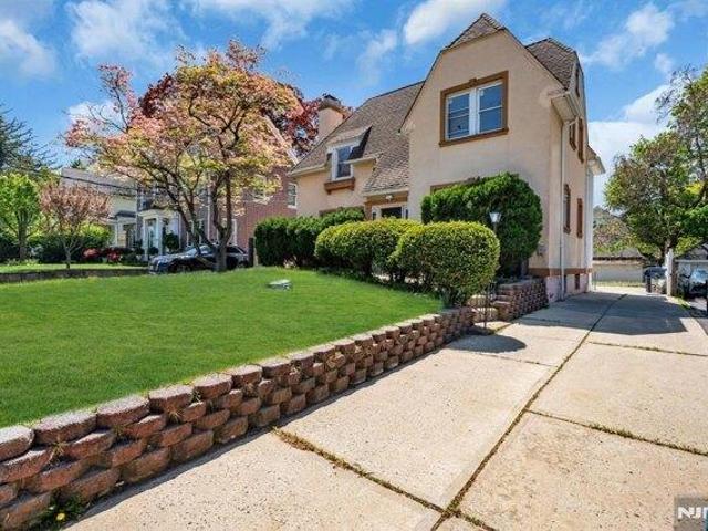 house with 4 bedroom, Hackensack NJ DS102317269
