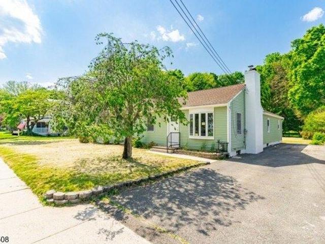 house with 4 bedroom, Hackettstown NJ DS103666332